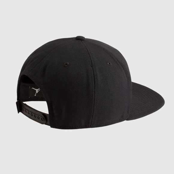 Jordan | Accessories | New Air Jordan Jumpman Black Pro Snapback Hat ...
